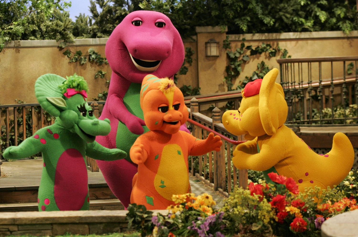 Mattel prepara un live-action de Barney el Dinosaurio