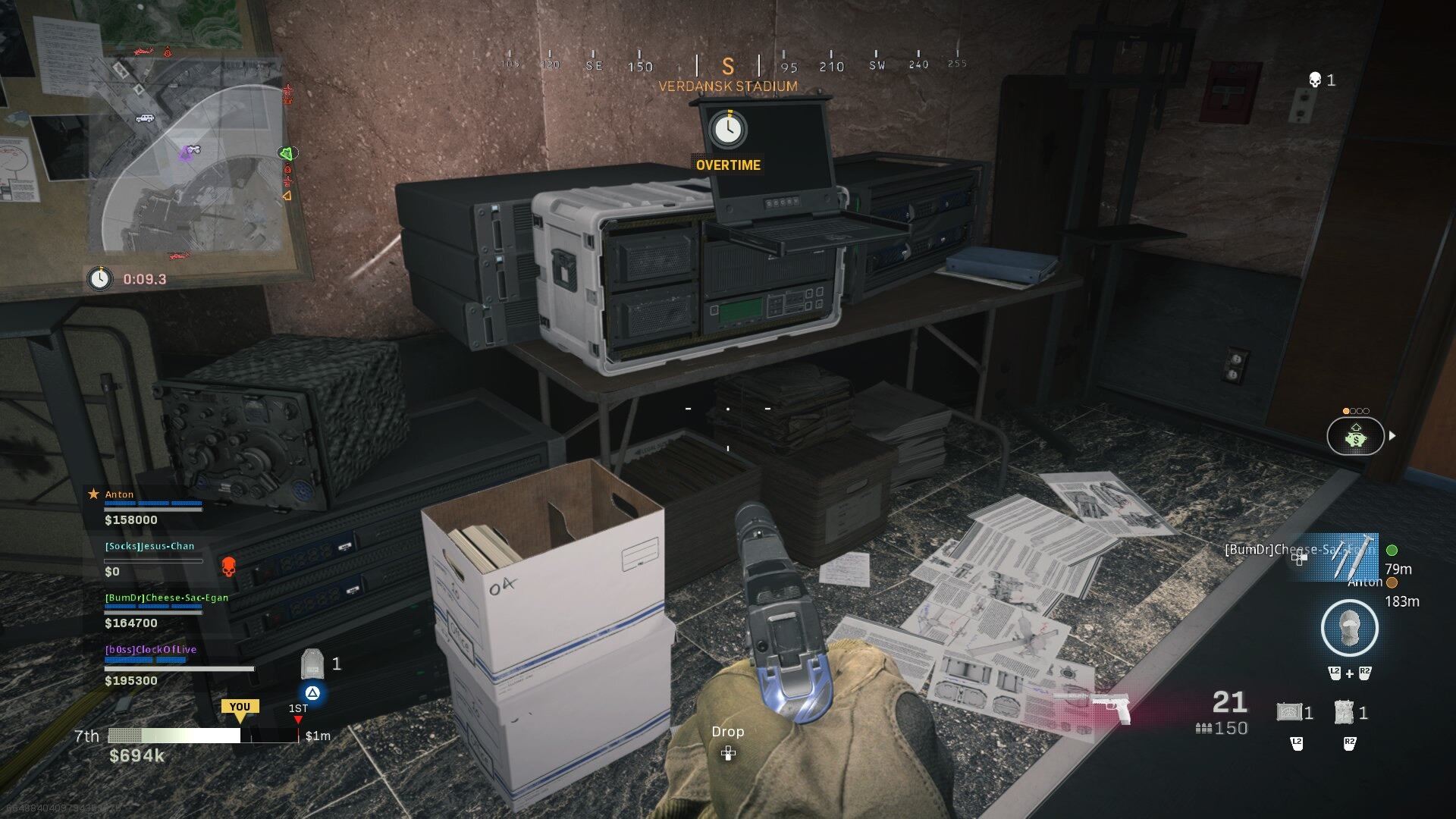 Warzone: Acceden a la sala superior del estadio y aparecen referencias ...