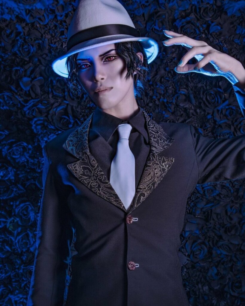Este es el cosplay de Muzan (Kimetsu no Yaiba) que no te puedes perder