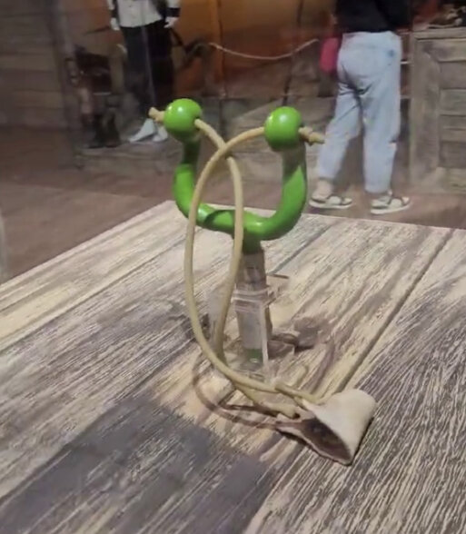 One Piece: Salen a la luz los props del live-action; de la ropa de ...